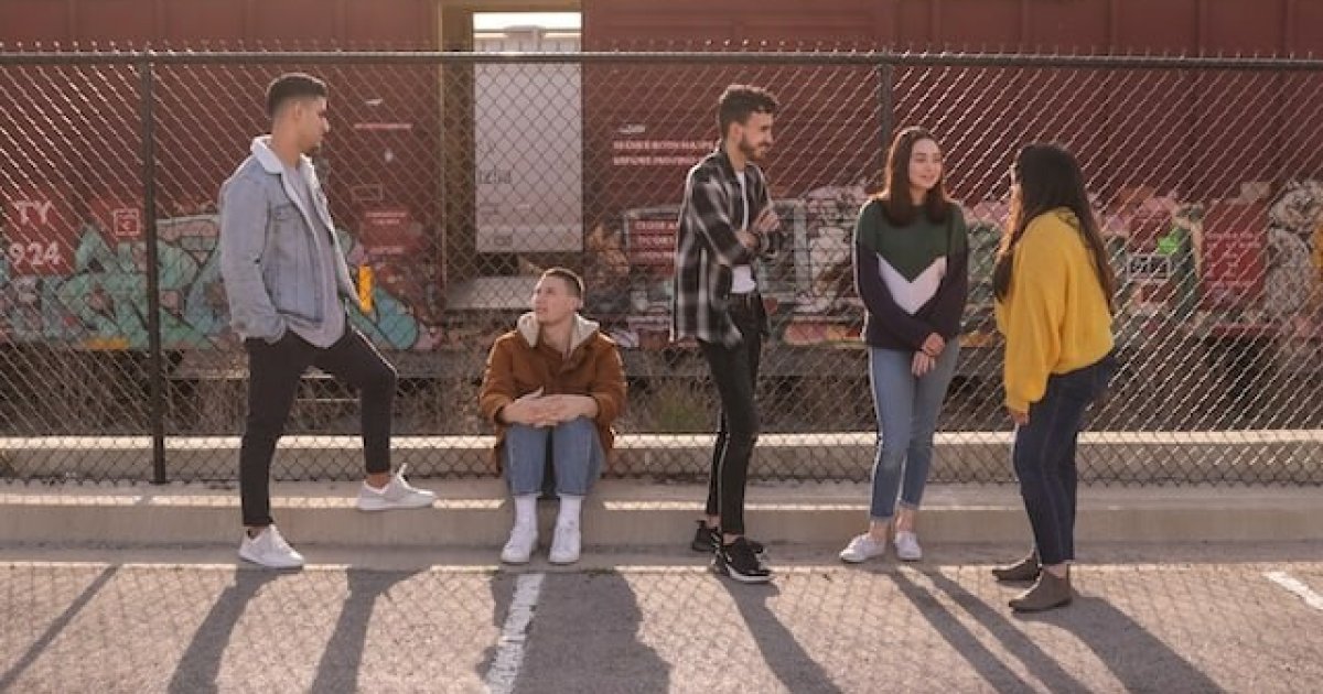 Cliques in Schools | Oregon Education Association